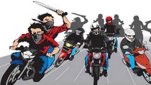 Brutal! Geng Motor Bacok Remaja di Makassar, Rampas Motor dan HP