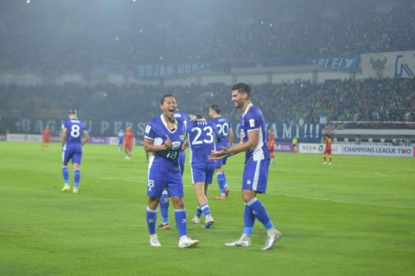 Hasil Persija vs Persib di Super League: Adam Alis Brace, Maung Bandung ...