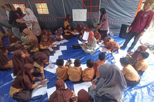 Pulihkan Mental, Penyuluh Agama Gelar Trauma Healing Anak-Anak Korban ...