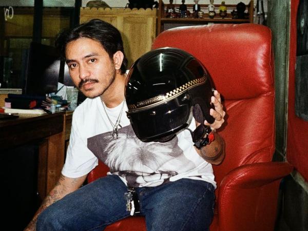 Profil Mohan Hazian, Owner Brand Lokal Thanksinsomnia yang Mendadak ...