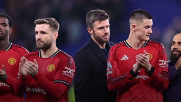Balik ke Liga Champions, MU Siap Belanja Gelandang Elite Rp1,68 Triliun