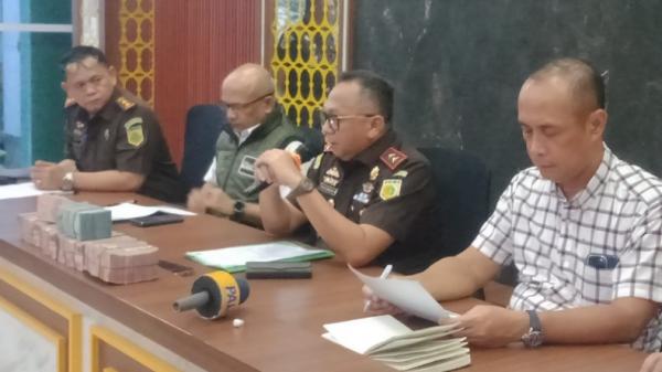 Tersangka, Wakil Bupati PALI Ditahan Kejati Sumsel Kasus Suap Proyek ...