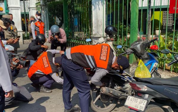 Dishub hingga Satpol PP Gelar Penertiban Parkir Liar Besar-besaran ...