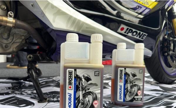 Ipone Kembangkan Oli Motor Sport 2 Tak, Unik Berwangi Stroberi