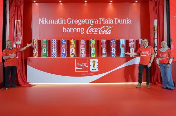 Euforia Gila Piala Dunia 2026: Gerbong KRL Disulap Jadi Arena Perayaan ...
