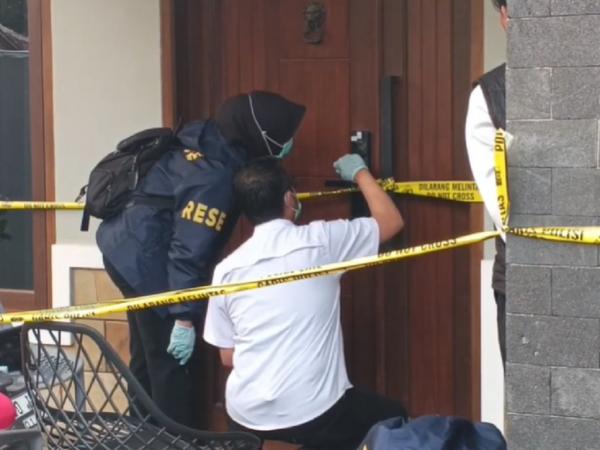 Bareskrim Polri Olah TKP Kasus Kematian Pejabat Pemkab Purwakarta, 5 ...