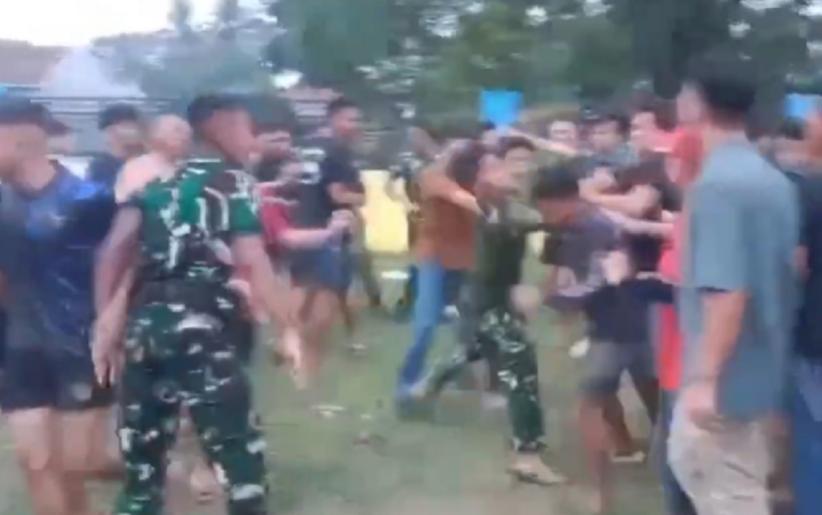 Viral Puluhan Anggota TNI Bentrok dengan Warga di Lampung Utara, 8 ...